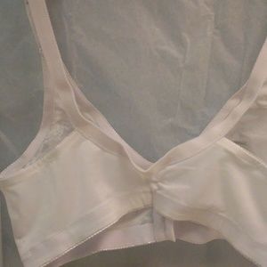Dynashape Intima | Intimates & Sleepwear | White Lace Bra Dynashape ...
